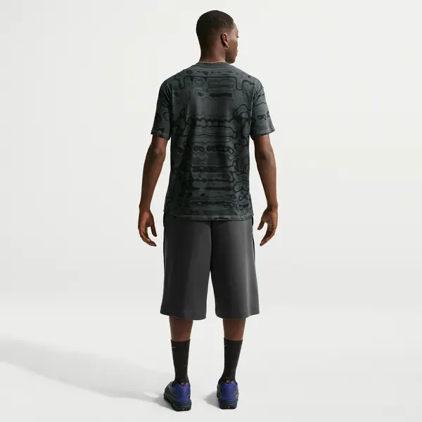 Nike T-shirt In Dark Smoke