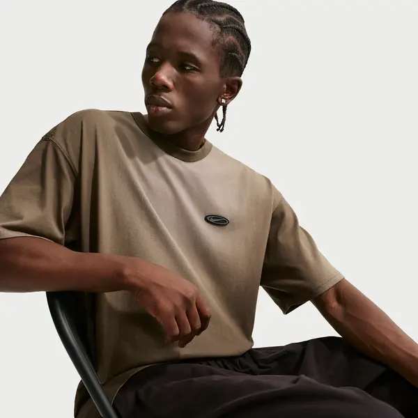 Nike Sportswear Premium Essentials T-shirt