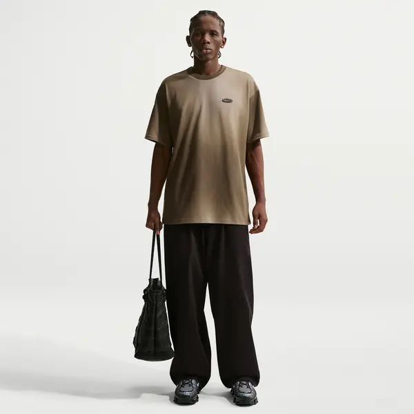 Nike Sportswear Premium Essentials T-shirt