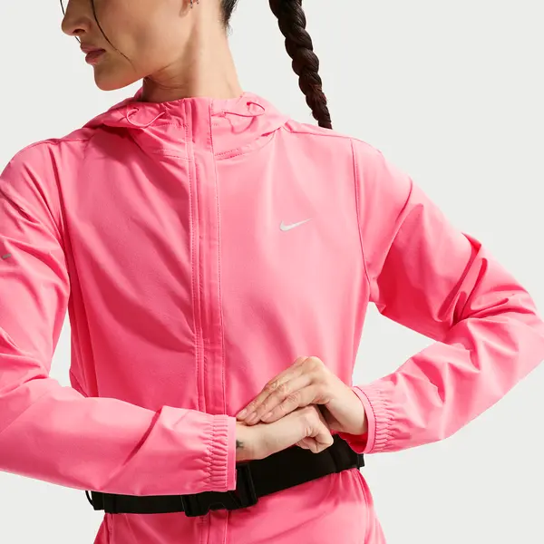 Nike Swift Repel Packable Running Jacket - Pink