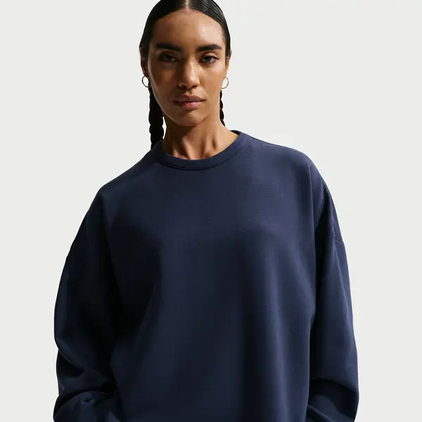 Nike 24.7 Impossiblysoft Dri-fit Oversized Crew-neck Top - Blue