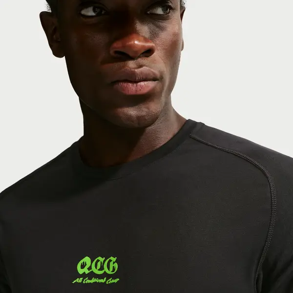 Nike Solar Chase" Dri-fit Adv Top