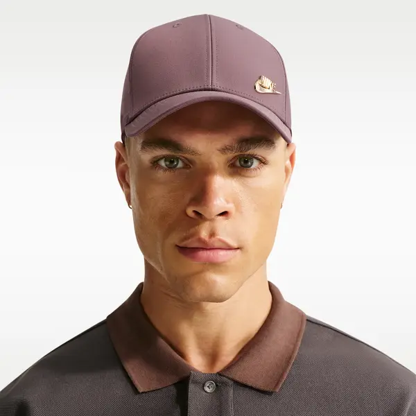 Nike Dri-fit Club Structured Metal Logo Cap - Purple