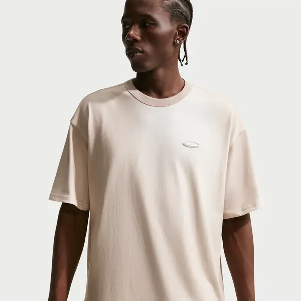 Nike Sportswear Premium Essentials T-shirt - Brown