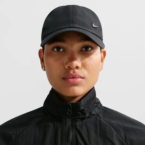 Nike Dri-fit Club Unstructured Metal Swoosh Cap - Black