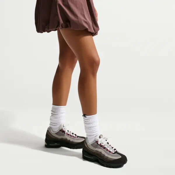 Nike Everyday Plus Slouchy Cushioned Crew Socks