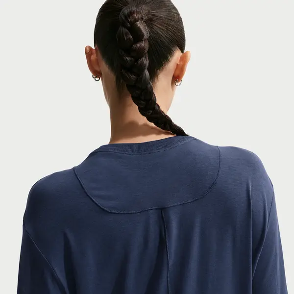 Nike Relaxed Dri-fit Long-sleeve Top