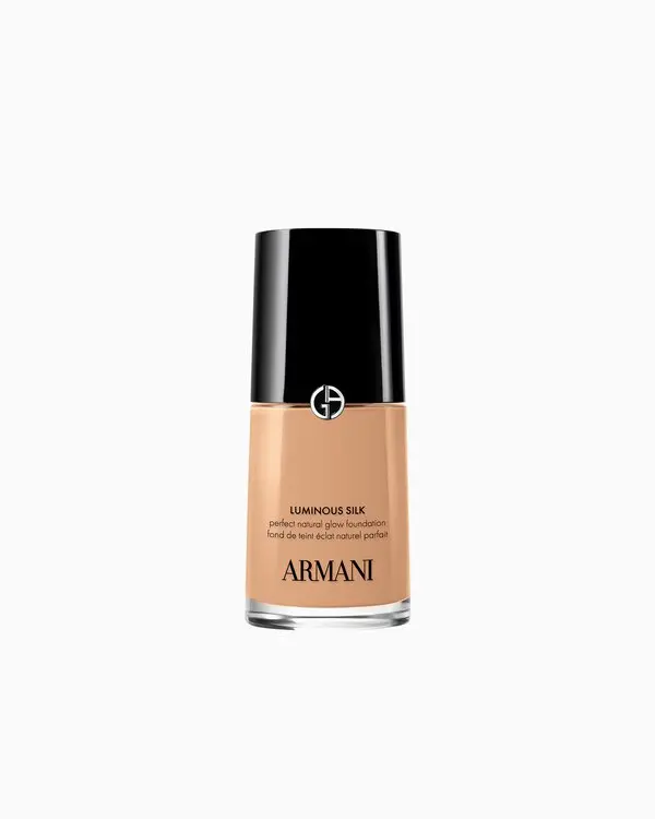 Giorgio Armani 7 Medium Tan Cool Peach, Luminous Silk Natural Glow Blurring Foundation With 24- Hour Wear - Beige