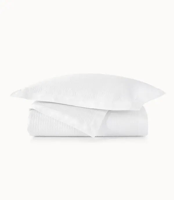 PEACOCK ALLEY Hamilton Quilted Coverlet - White