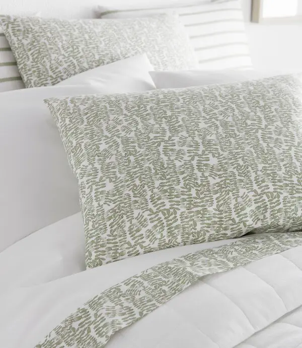 PEACOCK ALLEY Fern Sleeping Shams - Olive