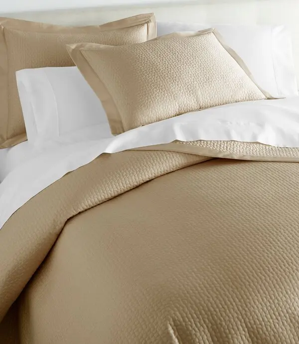 PEACOCK ALLEY Hamilton Quilted Sham - Camel