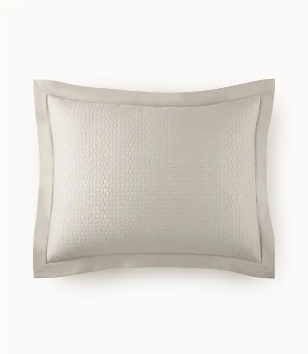 PEACOCK ALLEY Hamilton Quilted Sham - Pearl