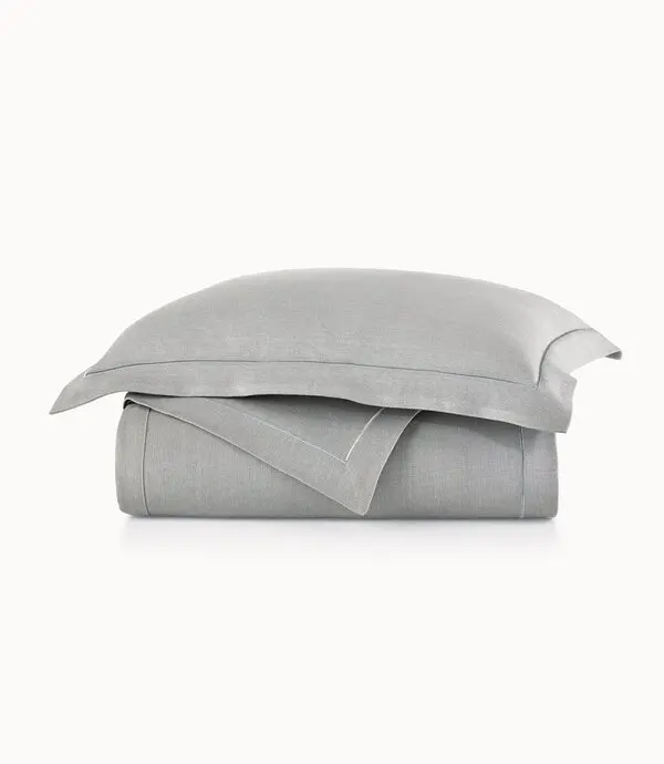 PEACOCK ALLEY Rio Satin Stitch Coverlet