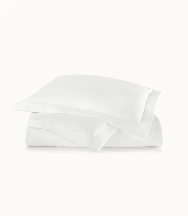 PEACOCK ALLEY Rio Satin Stitch Coverlet