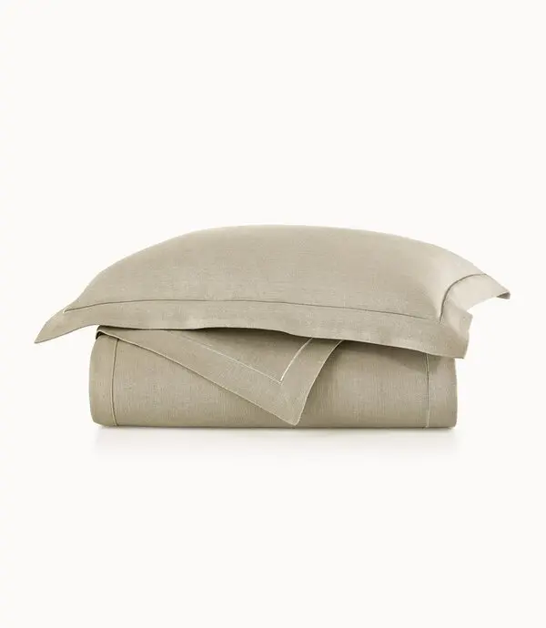 PEACOCK ALLEY Rio Satin Stitch Coverlet