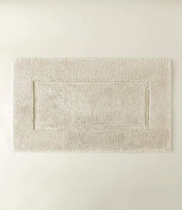 PEACOCK ALLEY Tiffany Bath Rug - Linen