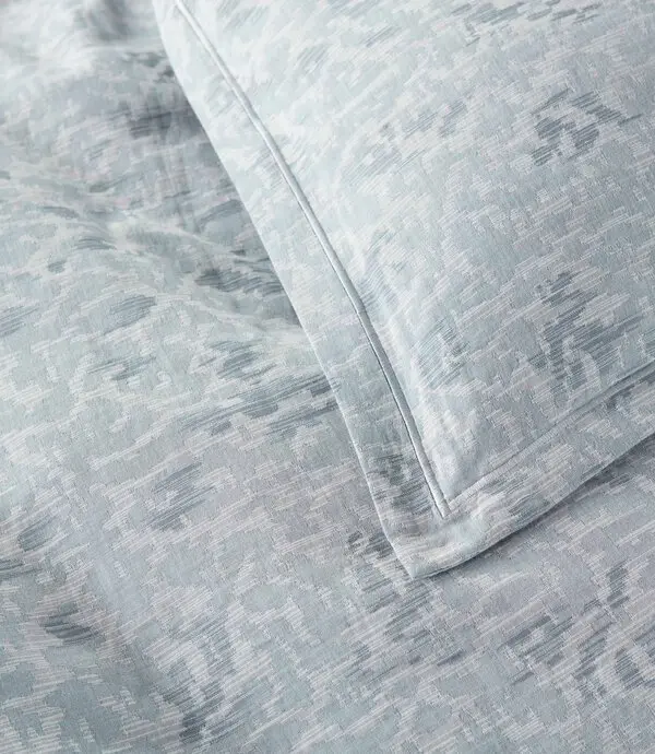 PEACOCK ALLEY Ravenna Jacquard Sham - Blue
