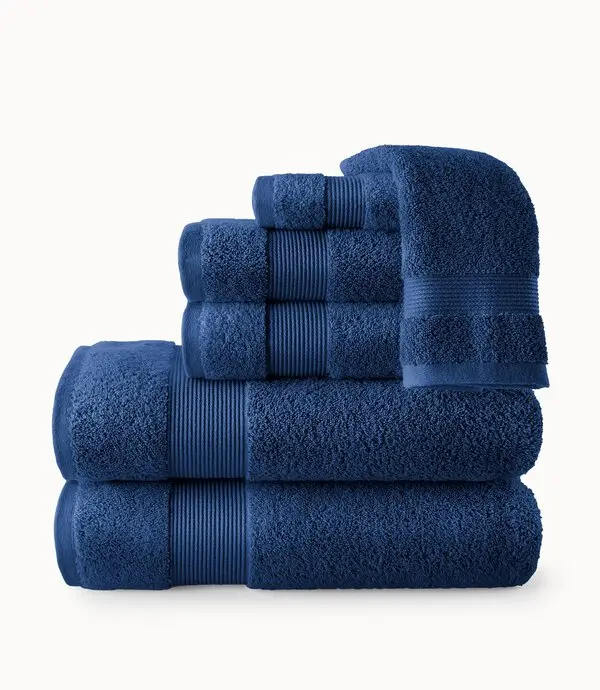 PEACOCK ALLEY Liam Essential Towel - Navy