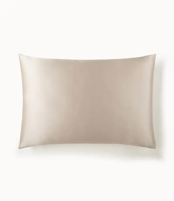 PEACOCK ALLEY Mulberry Pillowcase