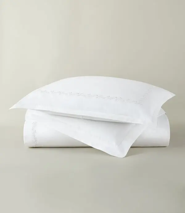 PEACOCK ALLEY Ivy Classic Embroidered Duvet Set - White