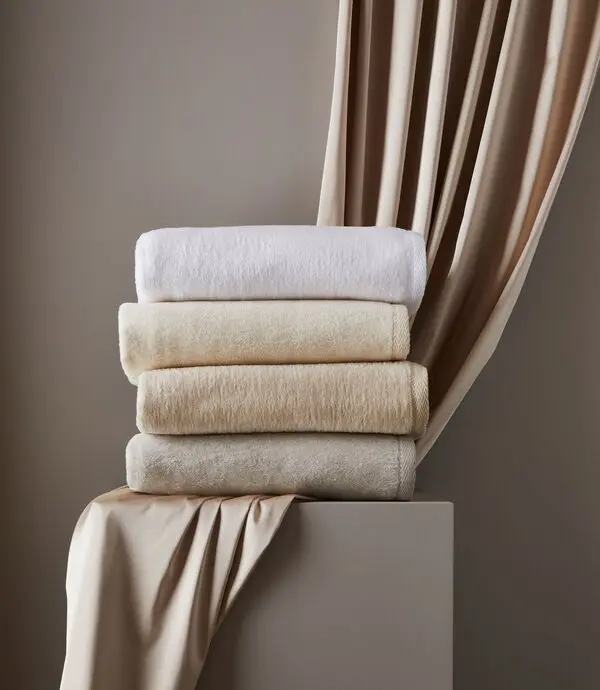 PEACOCK ALLEY All Seasons Blanket - Flint