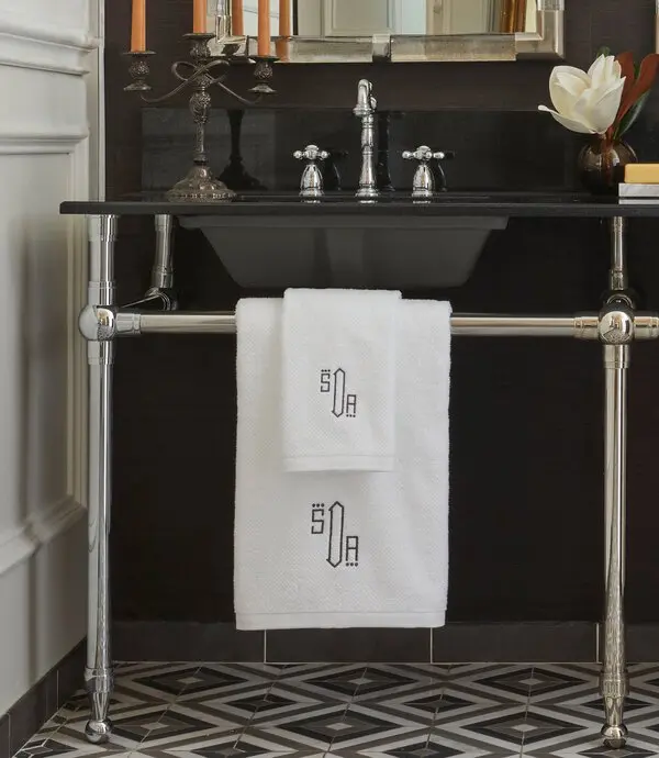 PEACOCK ALLEY Jubilee Textured Towel - White