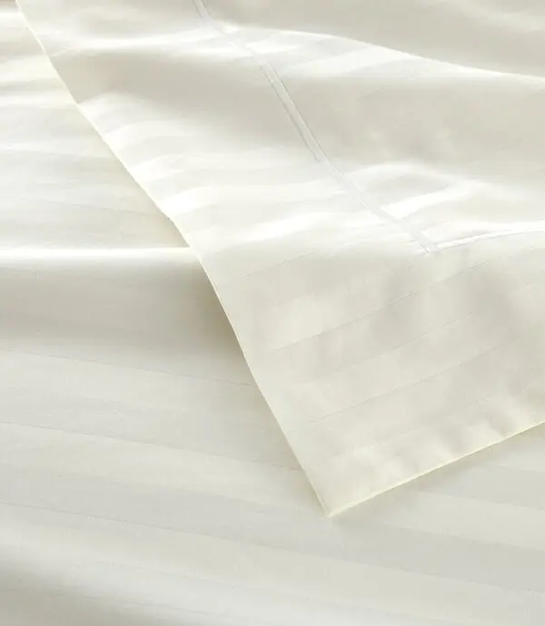 PEACOCK ALLEY Soprano Stripe Sateen Duvet Cover - White