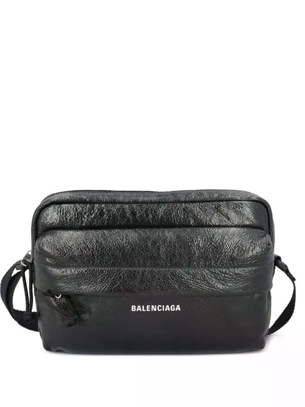 Balenciaga Logo-print Shoulder Bag - Black