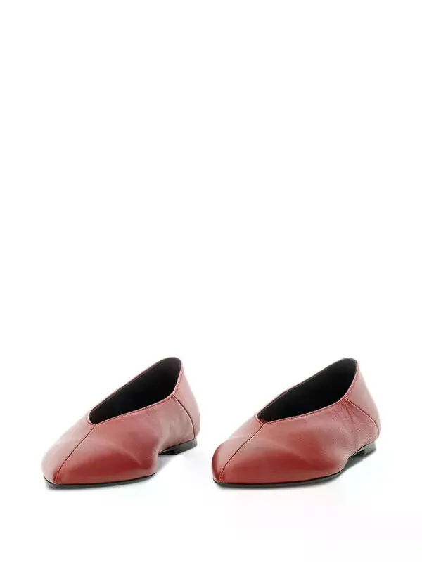AeydĒ Moa Pointed-toe Ballet Flats - Red