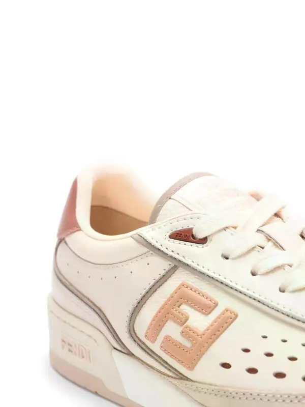 Fendi Low-top Sneakers