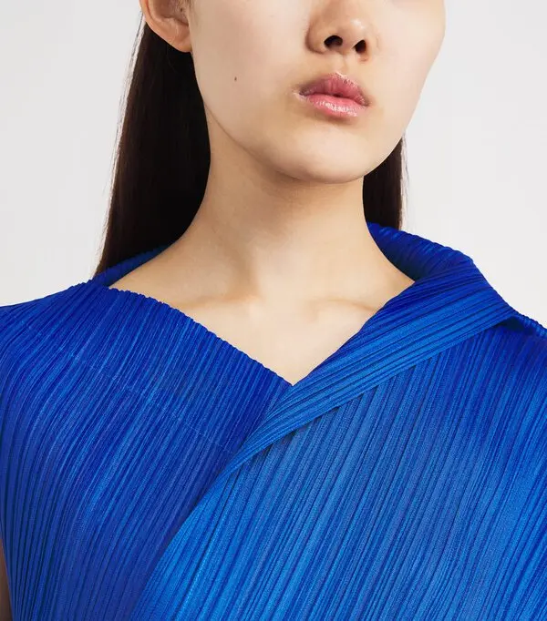Issey Miyake Swing Sleeveless Top - Blue | Editorialist