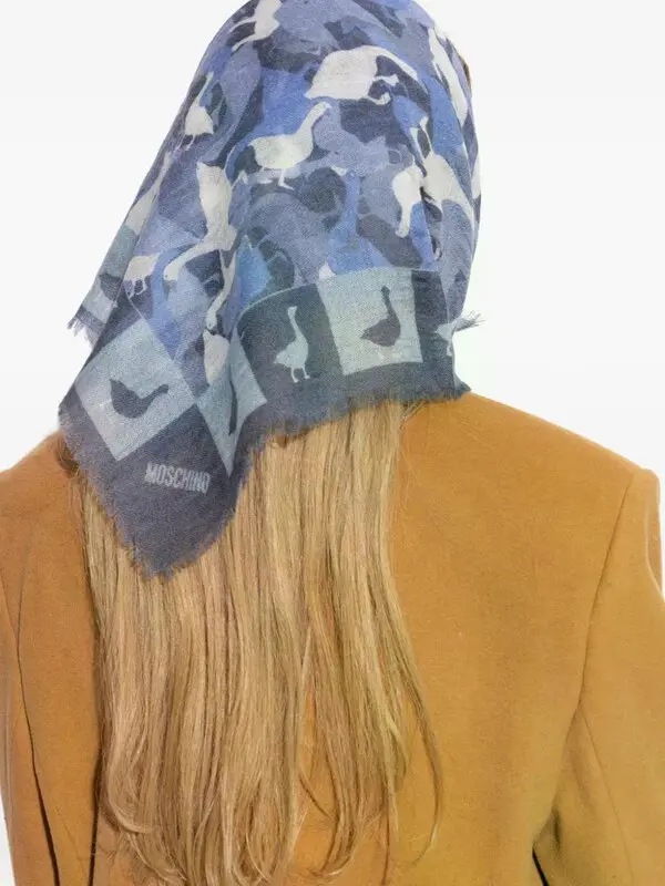 Moschino Duck-print Frayed-trim Cashmere Scarf - Blue