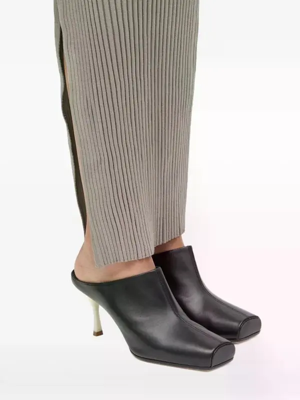 MAISON MARGIELA Square-toe Mules - Black
