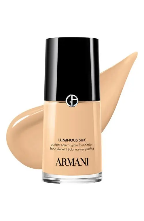 ARMANI BEAUTY Luminous Silk Natural Glow Blurring Foundation With 24-hour Wear - 4 Light Neutral Golden