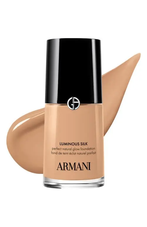 ARMANI BEAUTY Luminous Silk Natural Glow Blurring Foundation With 24-hour Wear - 5.1 Light Cool Pink