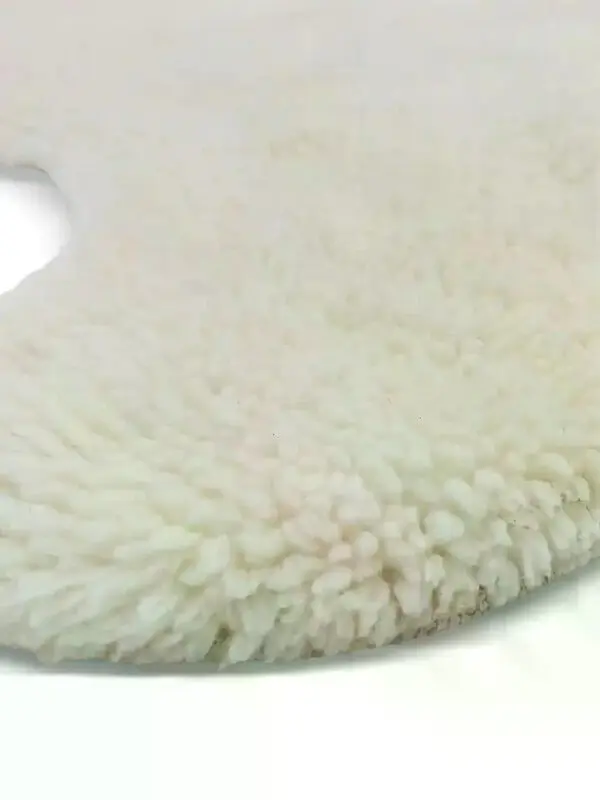 BLOOMINGVILLE Bear-detail Rug