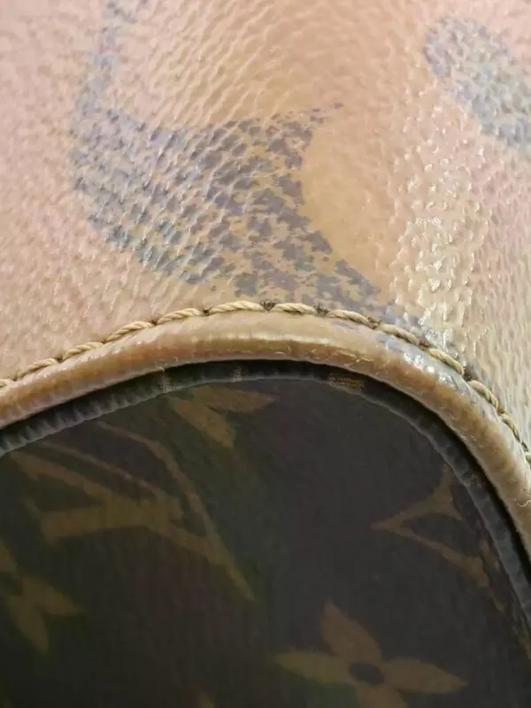 LOUIS VUITTON 2020 Monogram Giant Onthego Mm Satchel - Brown