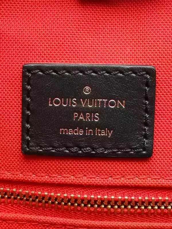 LOUIS VUITTON 2020 Monogram Giant Onthego Mm Satchel - Brown