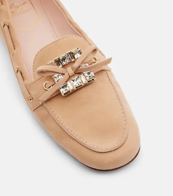 ROGER VIVIER Boat Strass Embellished Suede Boat Shoes - Beige