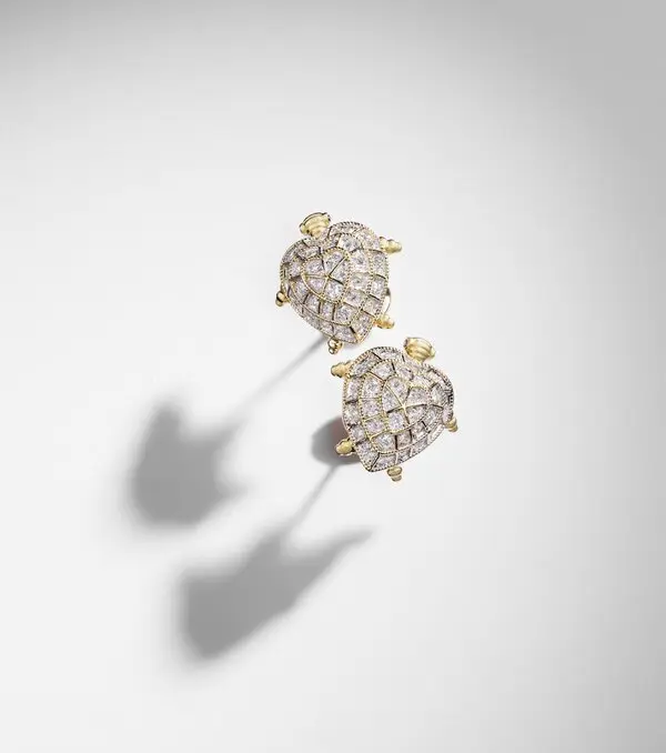 Yvonne Léon Tortue Coeur Diamond Earrings