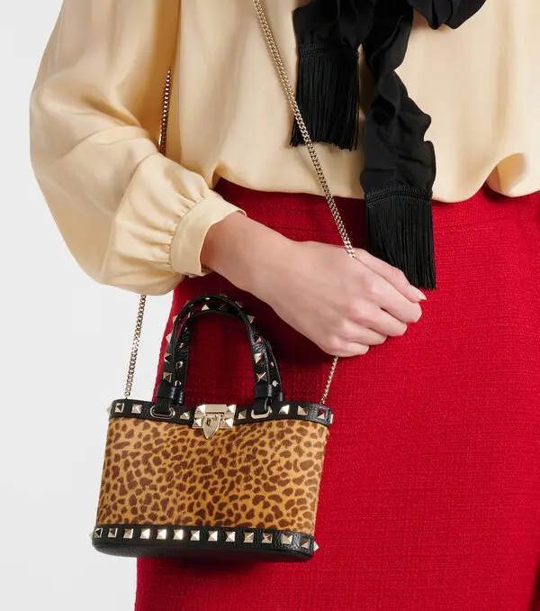 Valentino Garavani Rockstud Calf Hair Top-handle Bag - Brown