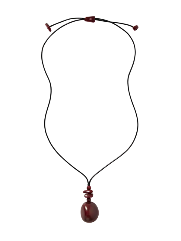 HUNTING SEASON Pendant Tagua And Leather Necklace - Burgundy