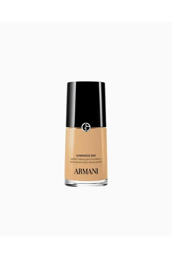 Giorgio Armani 3.5 Light Neutral Peach, Luminous Silk Natural Glow Blurring Foundation With 24- Hour Wear - Beige