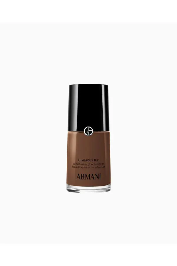 Giorgio Armani 15.5 Very Deep Cool Red, Luminous Silk Natural Glow Blurring Foundation With 24- Hour Wear - Multicolor