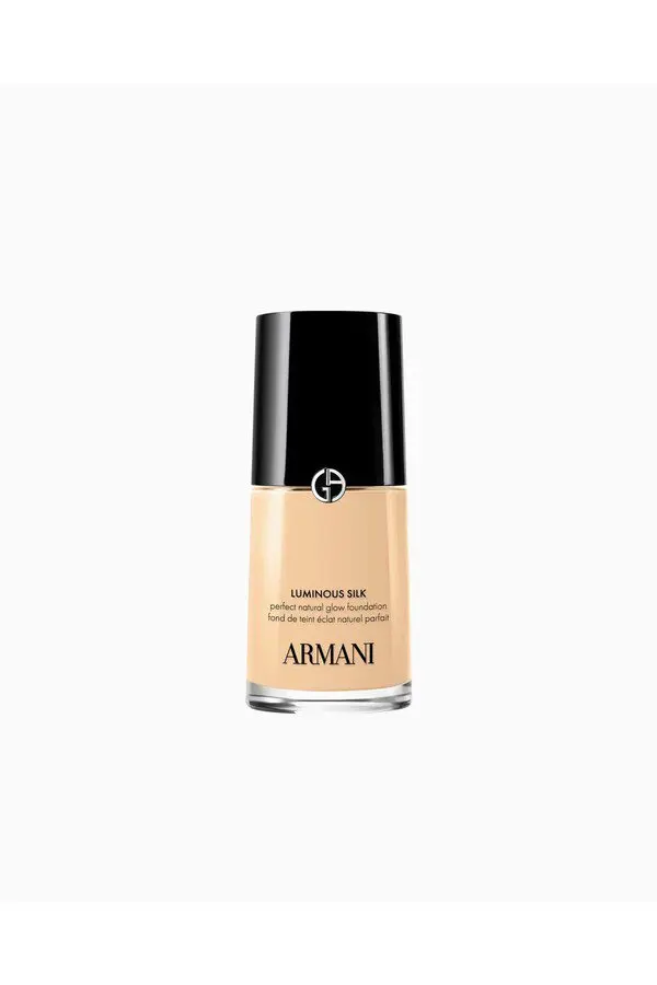 Giorgio Armani 3 Fair Warm Golden, Luminous Silk Natural Glow Blurring Foundation With 24- Hour Wear - Beige