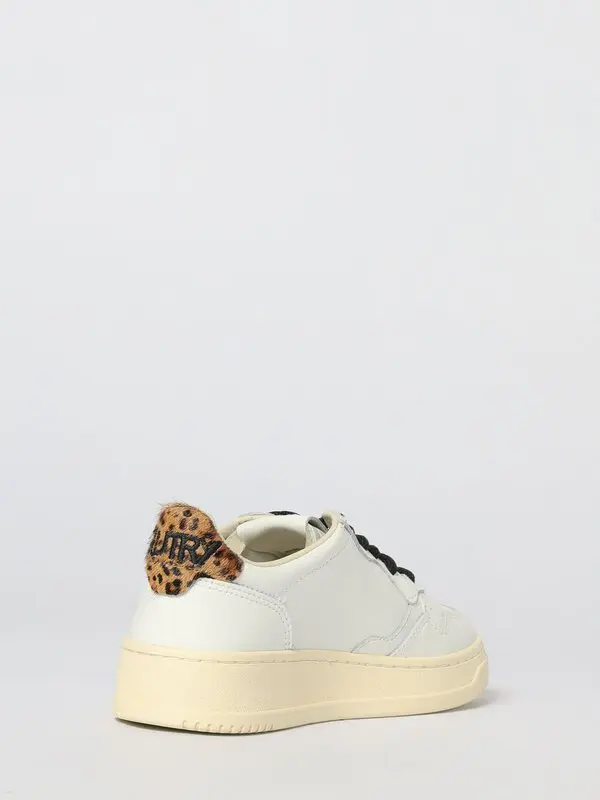 AUTRY Low Top Sneakers