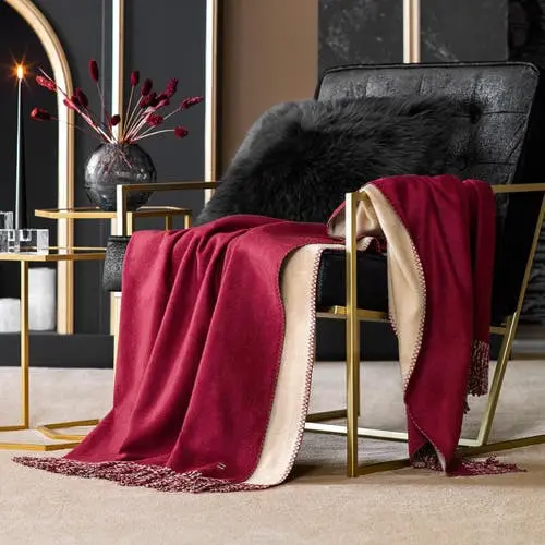 TOGAS Marinetti Throw