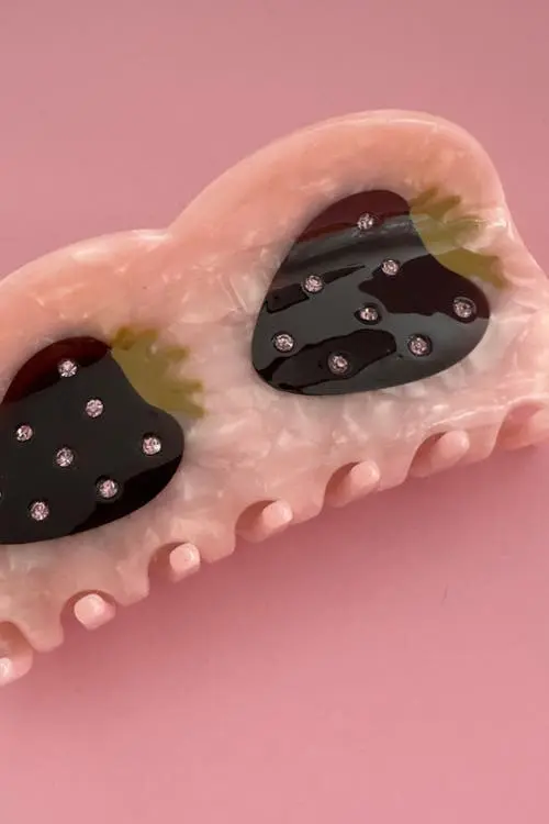 CENTINELLE Strawberries Hair Claw