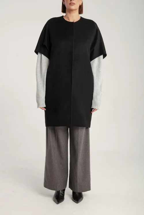 1982 Cashmere Cape Coat With Crew Neck - Black