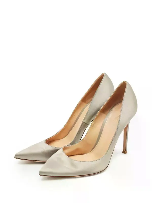 GIANVITO ROSSI Pointed-toe Stiletto Pumps